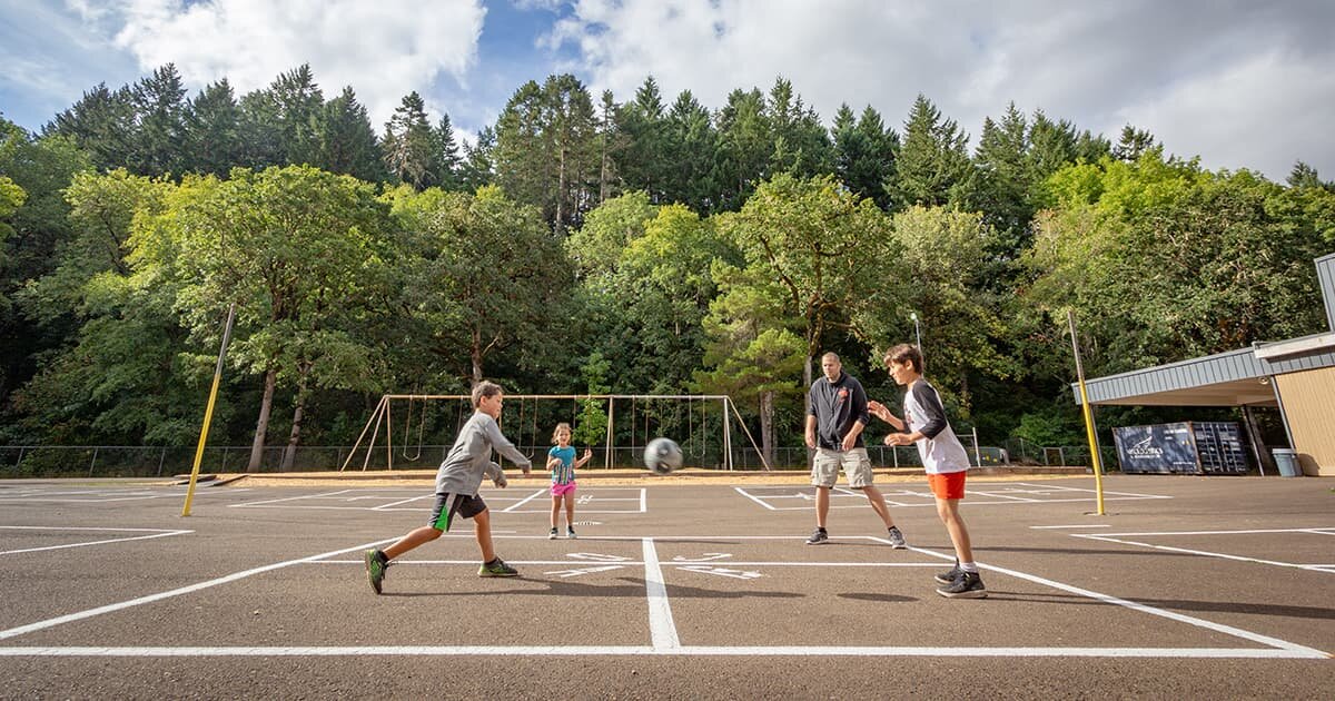 Recess quality influences student behavior, social-emotional ...